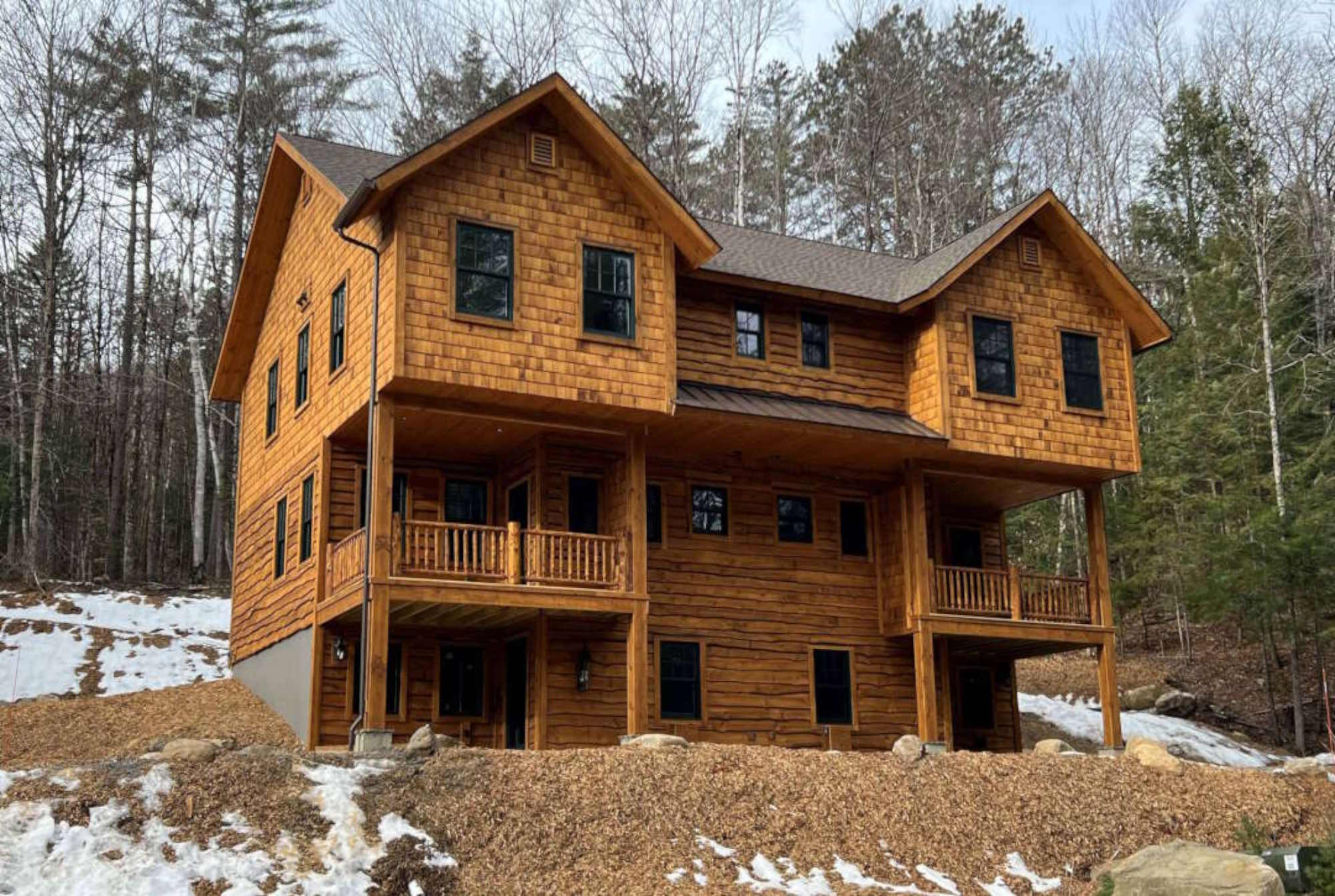 Townhouse For Sale: Beautiful 4 Bedroom Unit – Ski Bowl Village